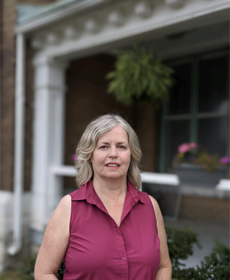 S160 Mary Darlington Celebrates 22 Year Work Anniversary – eVeritas